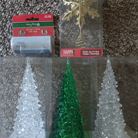 Holiday | New Holiday Tree Topper Mini Tree Lights Up And Gift Tags Set ...